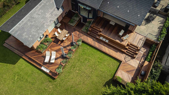 Skab unik terrasse med chevronmønster | Kun Terrasser