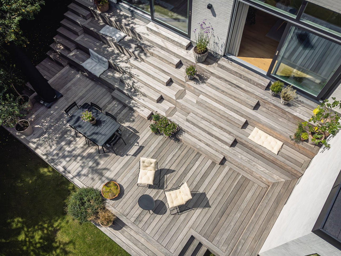 Skab dit udemiljø: Spansk trappe i høj kvalitet | Kun Terrasser